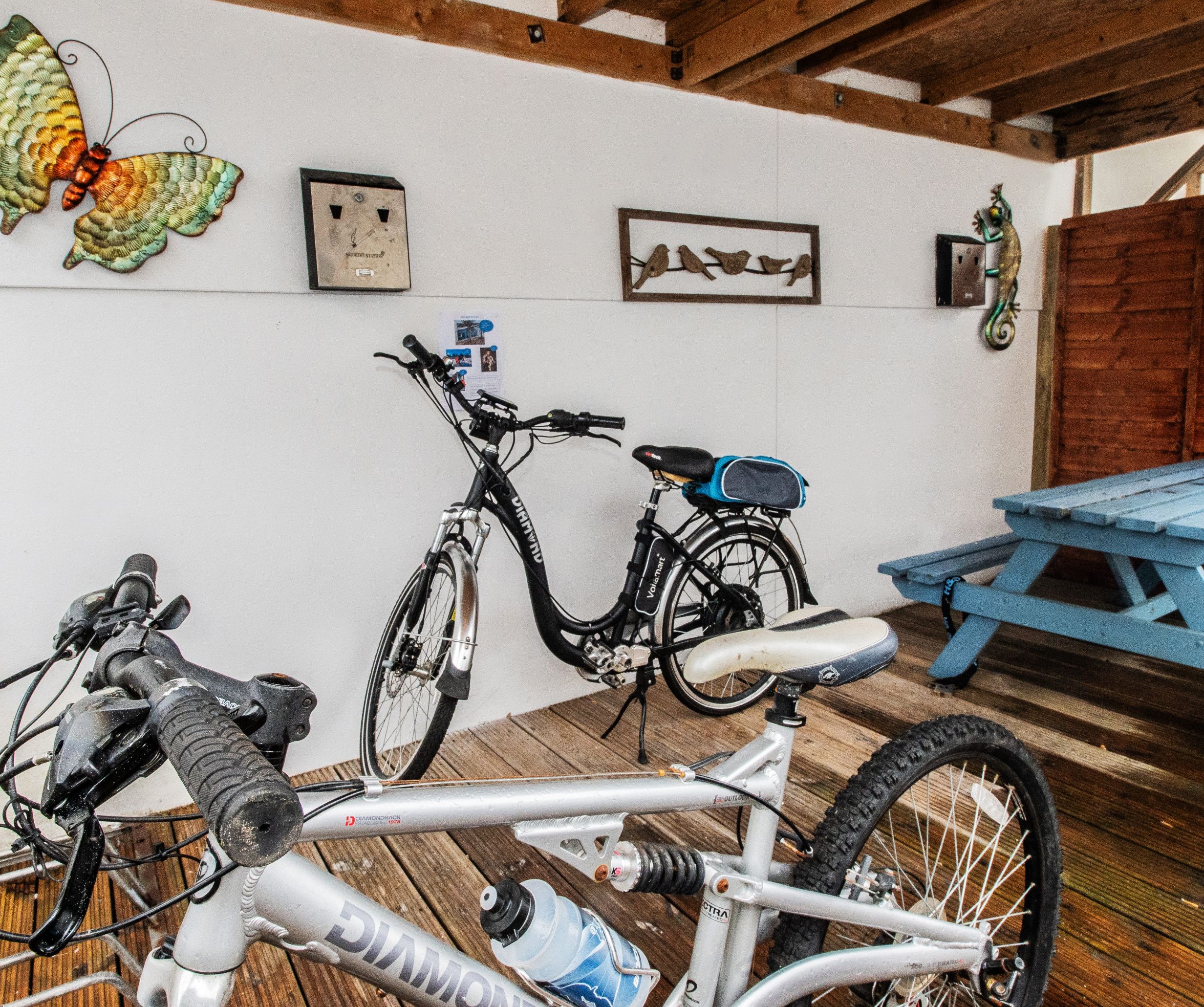 Torbay Foyer | LiveWest